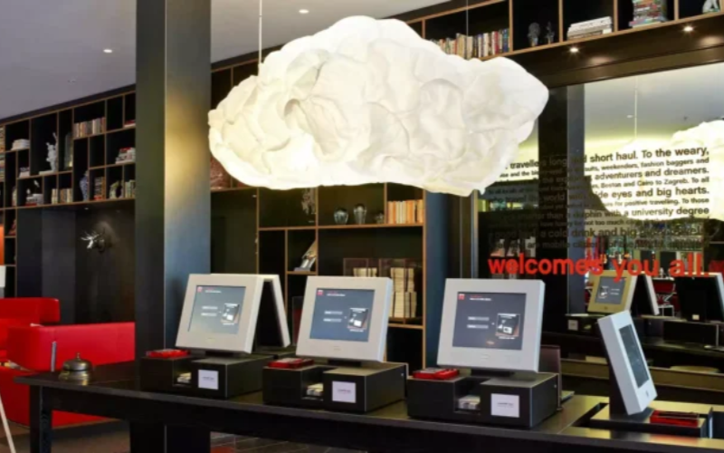 Desk Kiosks: Practical Solutions for Small Spaces - Bestkiosk
