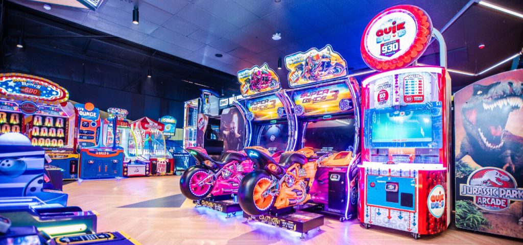 Guide to Custom Gaming Kiosks: Benefits & Uses | BestKiosk