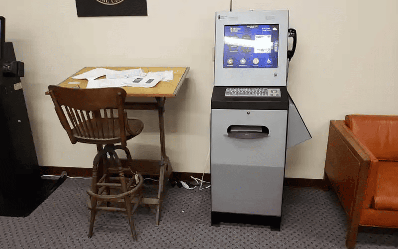 HR Kiosk Solutions: Setup, Features & Benefits | BestKiosk